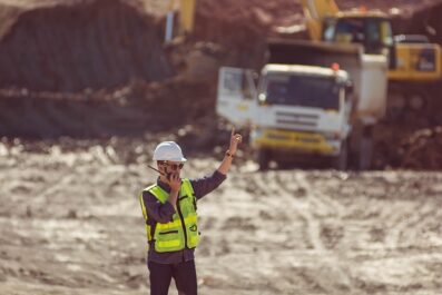 Pyott Boone: Leaky feeder communication systems supplied through ...