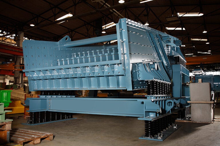IFE Heavy-Duty Grizzly Feeders - Mining Technology