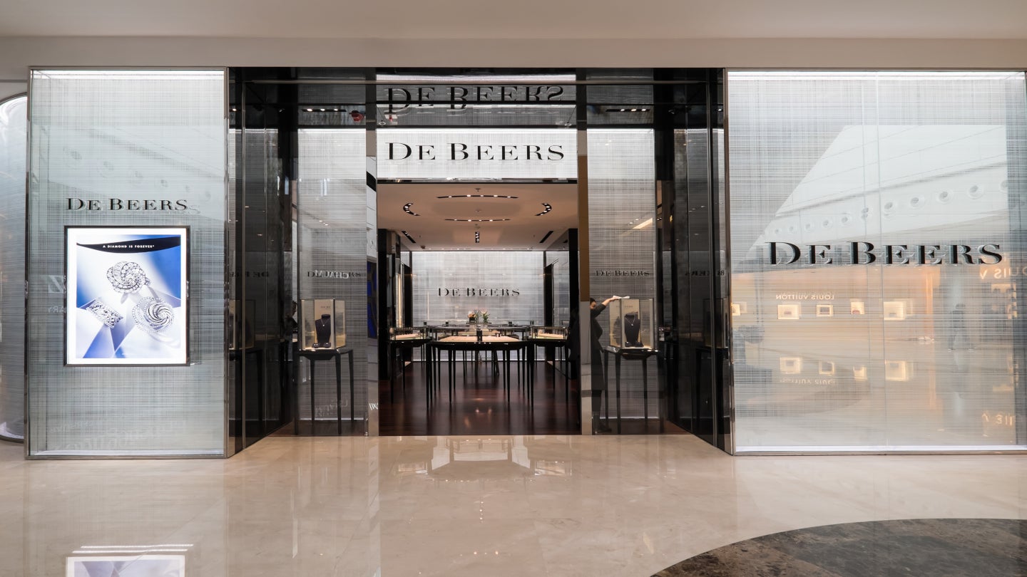 De Beers secures new diamond deal with Botswana
